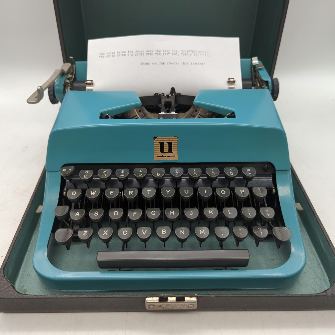 1956 Turquoise Underwood Leader Manual Portable Typewriter With ...