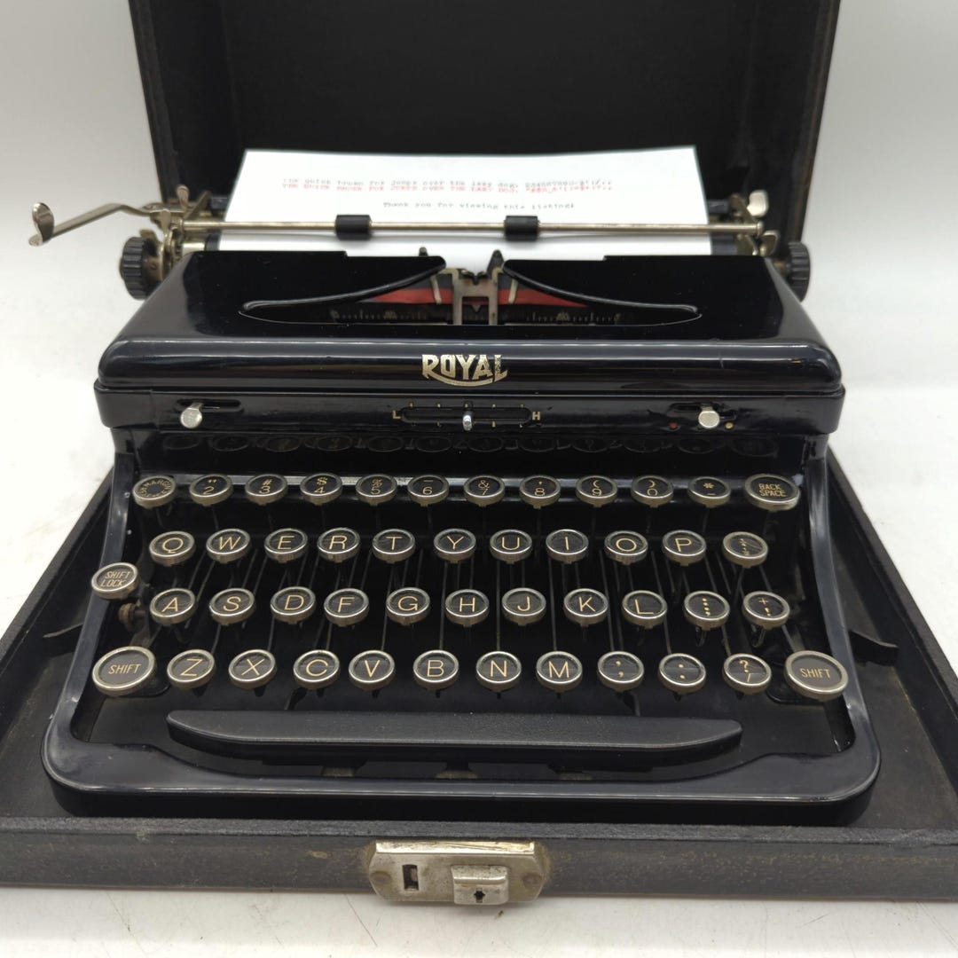 1935 Glossy Piano Black Royal Model O Portable Manual Typewriter With ...