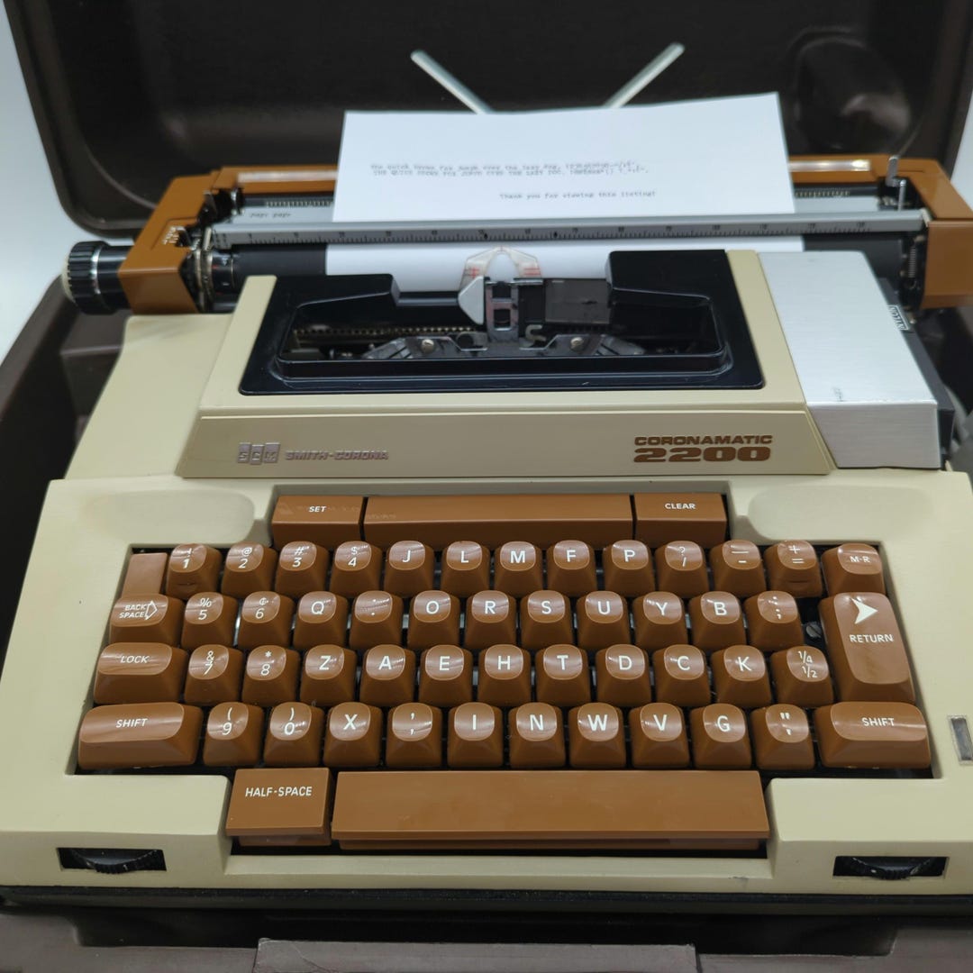 Right Hand Dvorak! 1970's Brown Smith Corona Coronamatic 2200 Electric ...