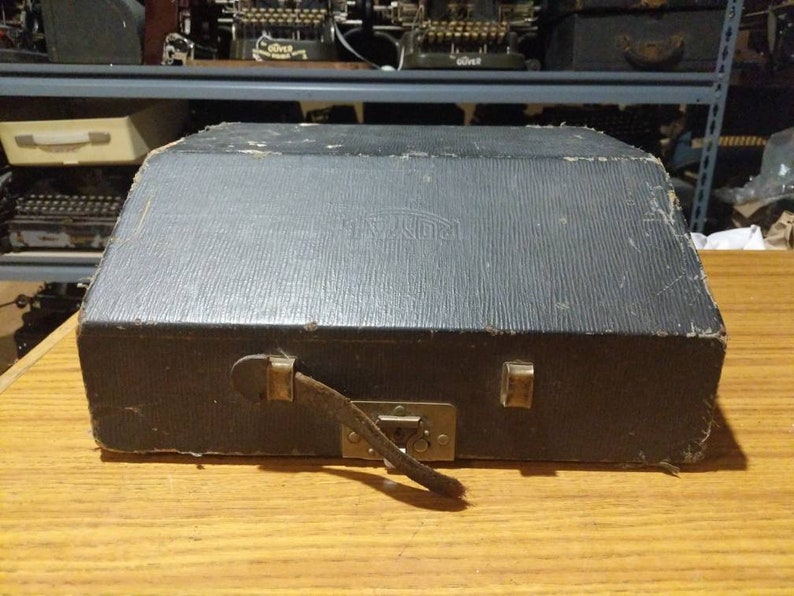 1928 Royal Model P Typewriter With Wood Grain Finish and Case - Etsy