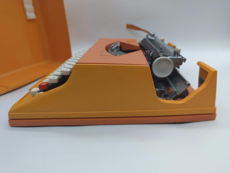 1960's Orange Sears Chevron Portable Manual Typewriter - Etsy