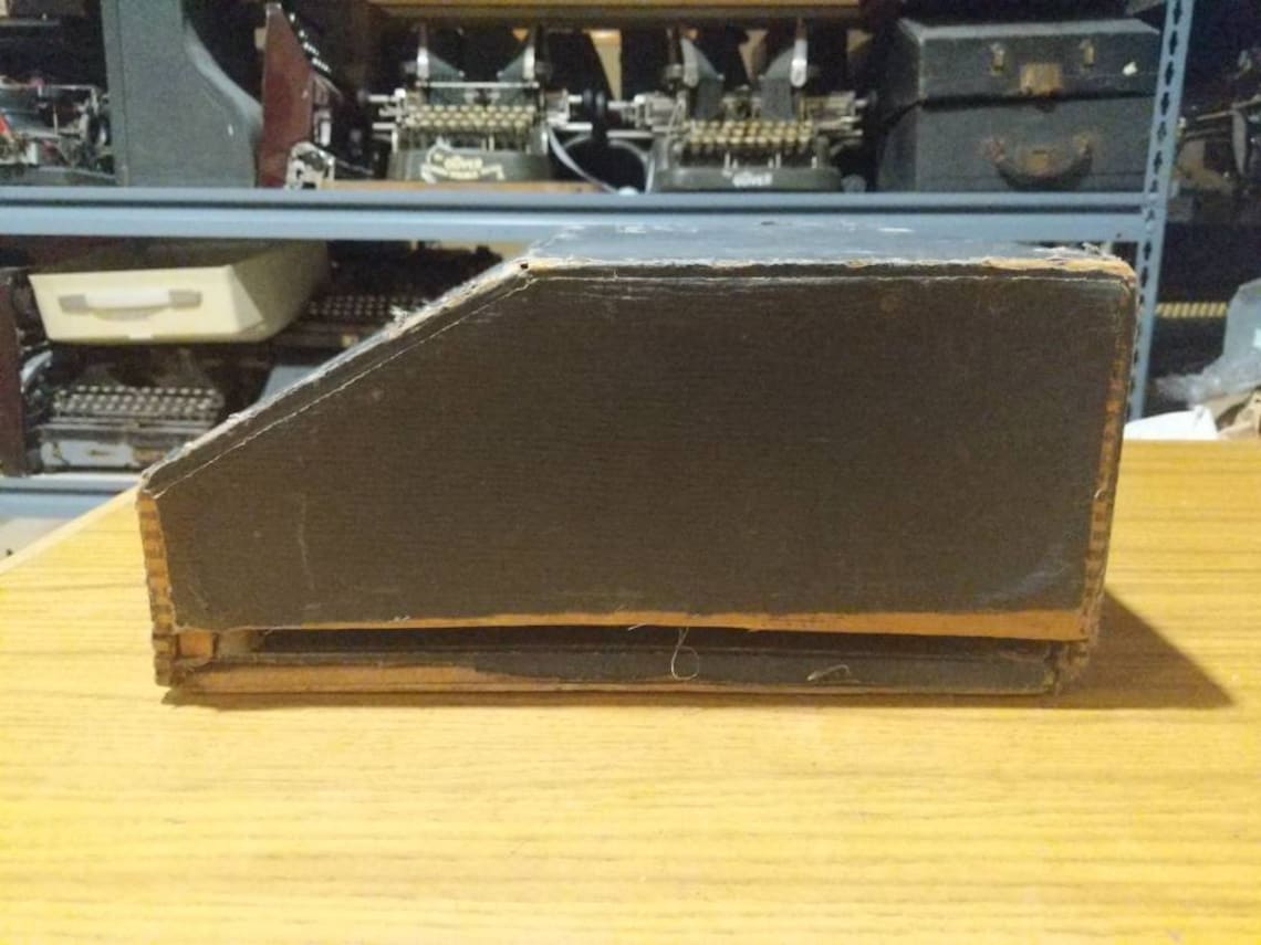 1928 Royal Model P Typewriter With Wood Grain Finish and Case - Etsy