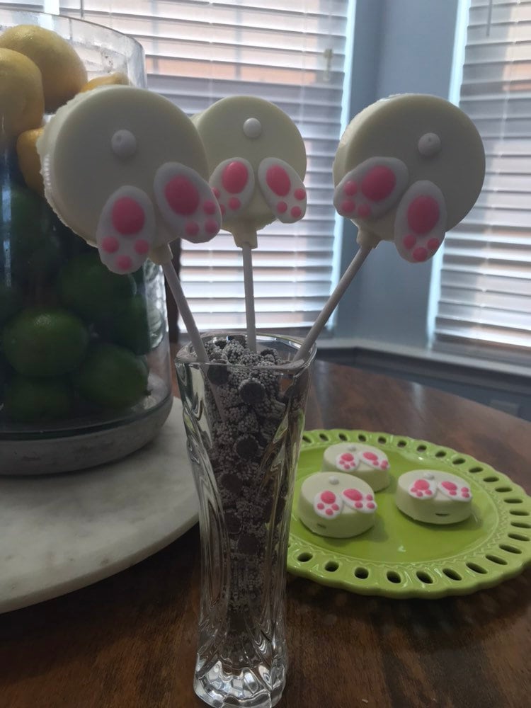 Chocolate Covered Oreo Bunny Tails Pop Cookies - Etsy