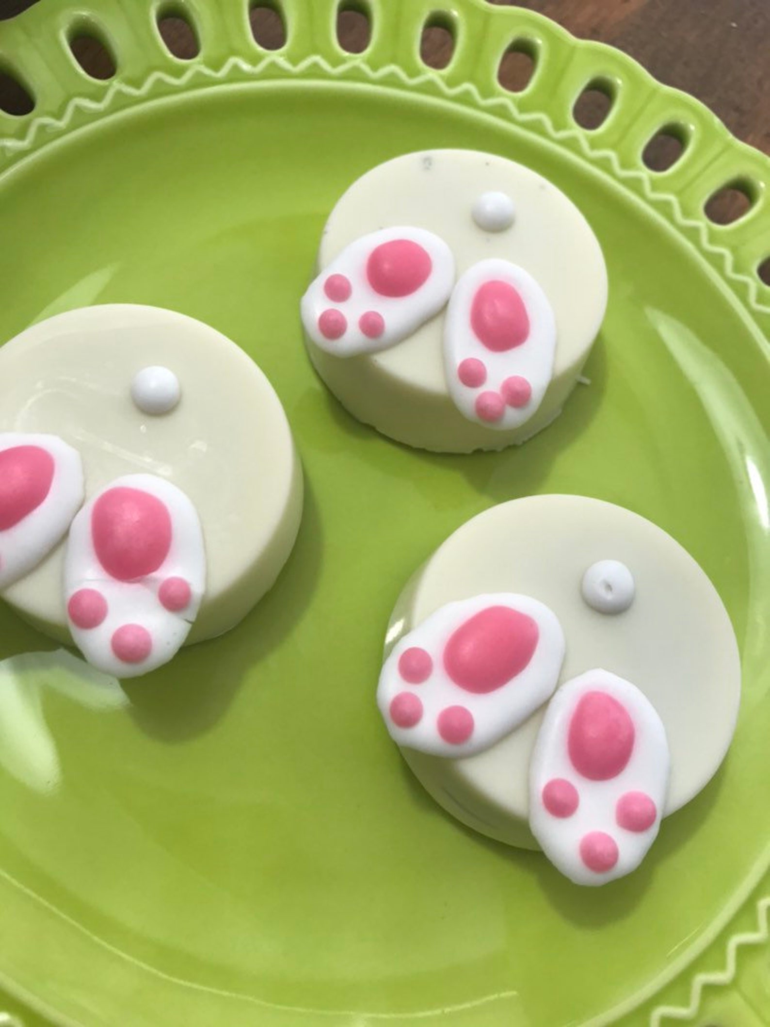 Chocolate Covered Oreo Bunny Tails Pop Cookies - Etsy
