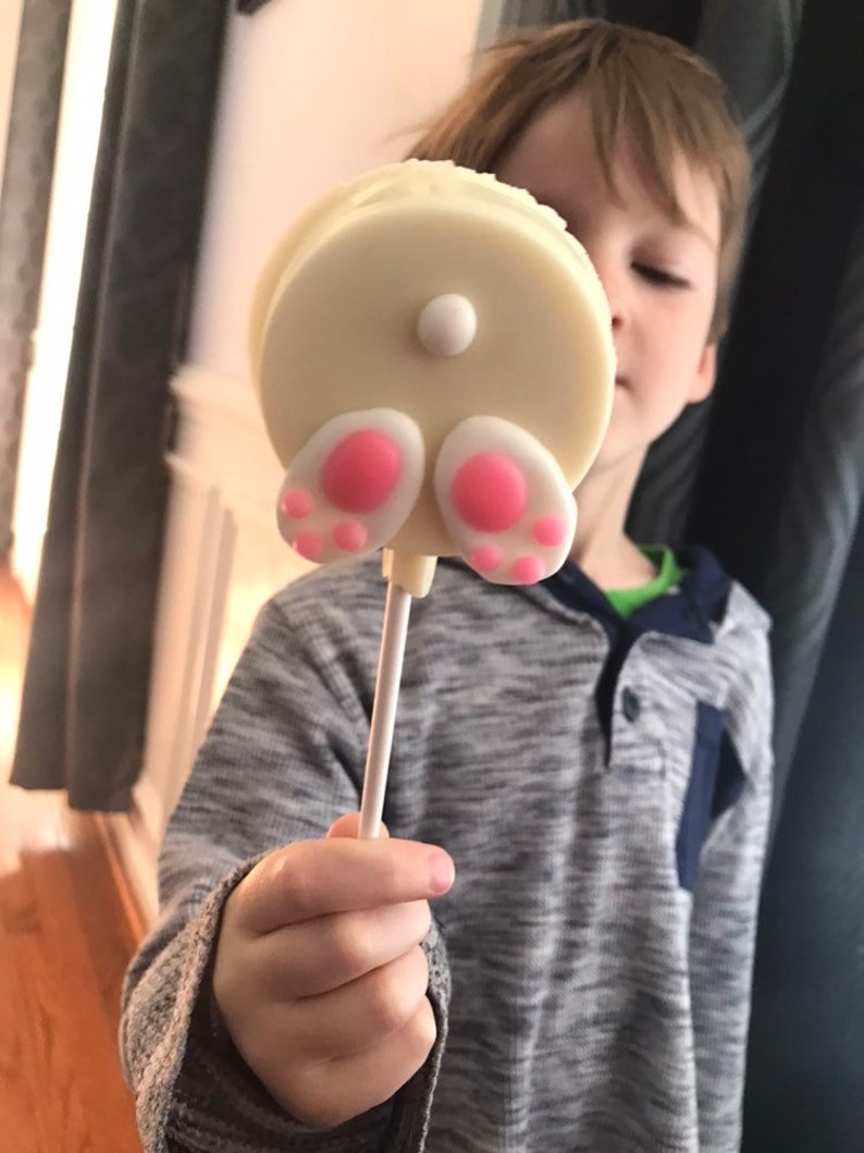 Chocolate Covered Oreo Bunny Tails Pop Cookies - Etsy