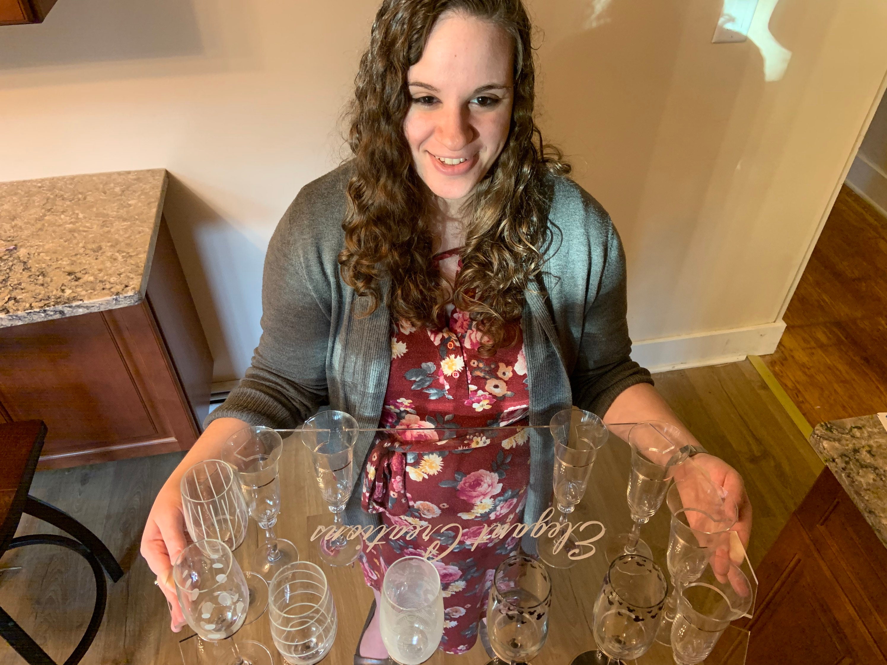 Custom Acrylic Wine Glass Tray - Etsy