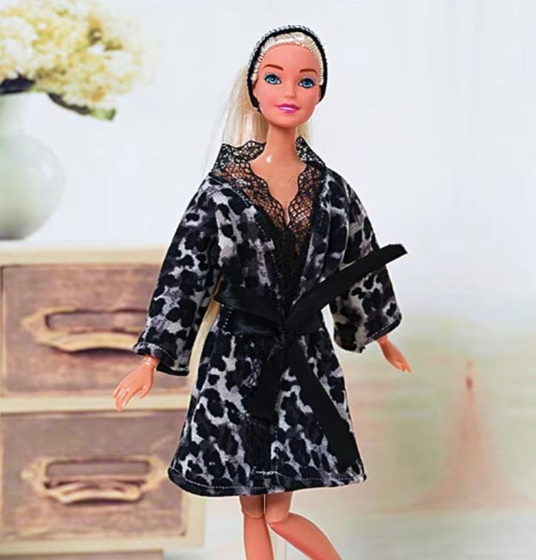 Barbie Sized Doll Cloths Bathrobe, Head Band and Pair of Black Heels 3 ...