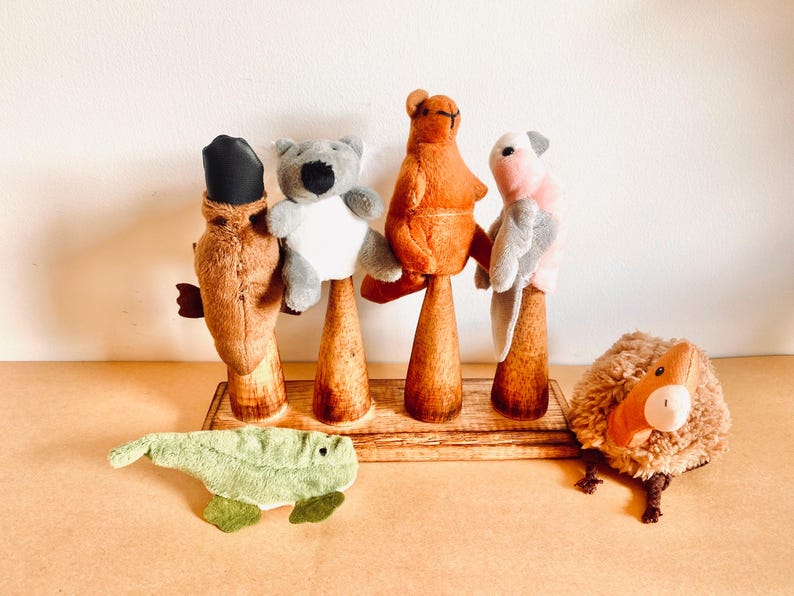 Wooden Finger Puppet Stand | Wooden Puppet Stand | 4-prong Display Rack ...