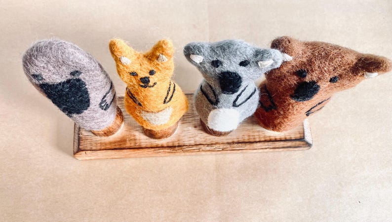 Wooden Finger Puppet Stand | Wooden Puppet Stand | 4-prong Display Rack ...