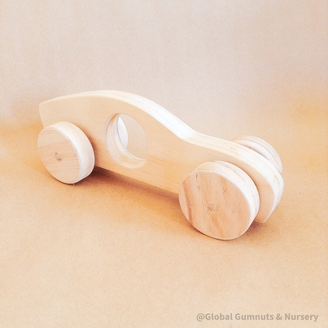 Wooden Push-pull Car Toy With Round Window Customizable & Non-toxic ...