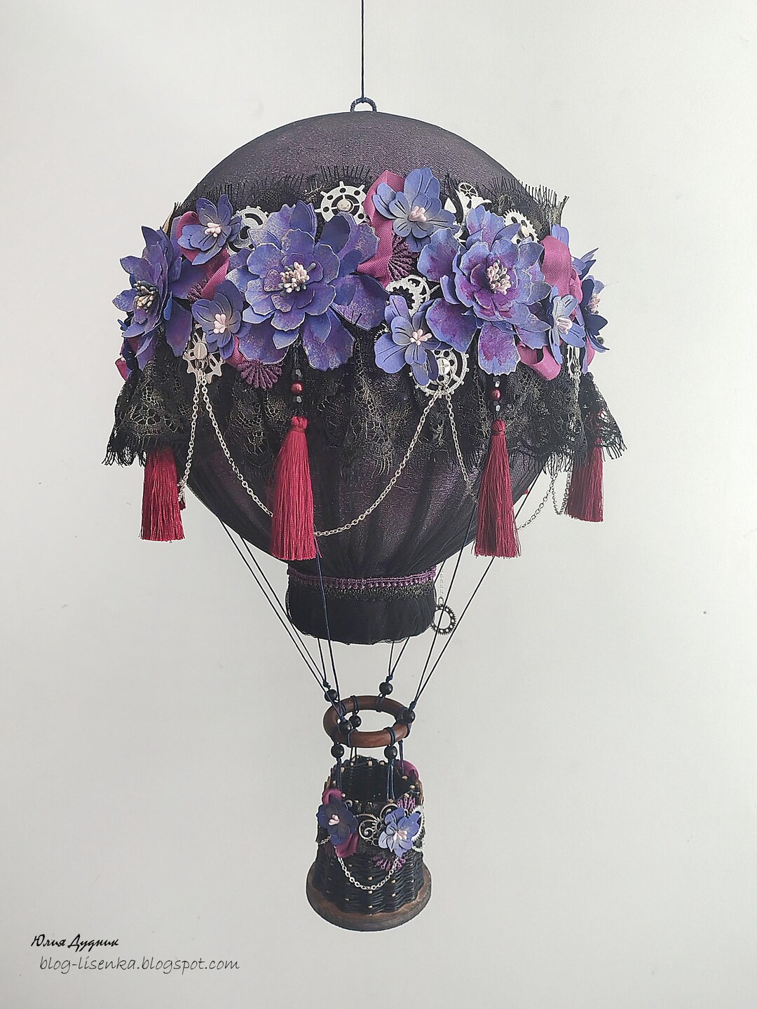 Gothic Steampunk Hot Air Balloon Model: Handmade Gothic Mobile (17.71 ...