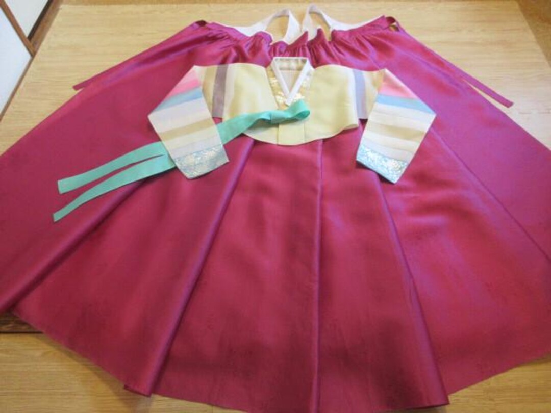 Traditional Korean Hanbok SET Yellow Jeogori Top With Floral Embroidery ...