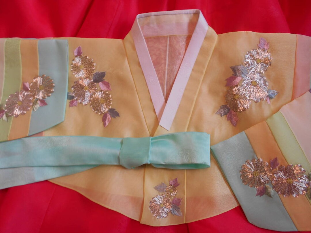 Traditional Korean Hanbok SET Light Yellow Jeogori Top With - Etsy