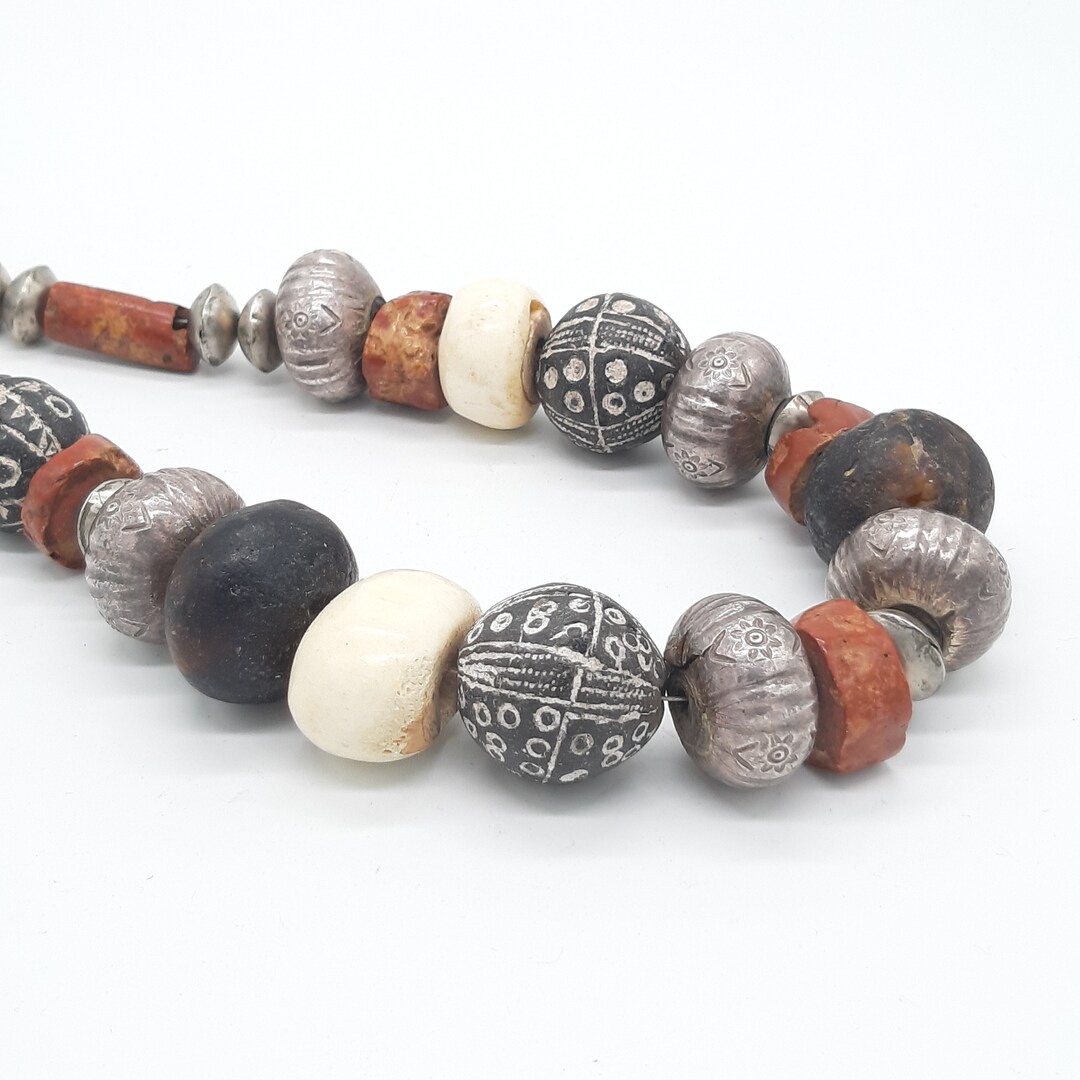 Indian Shellac Silver/red Bauxite/hebron Powderglas/bone Beads From ...
