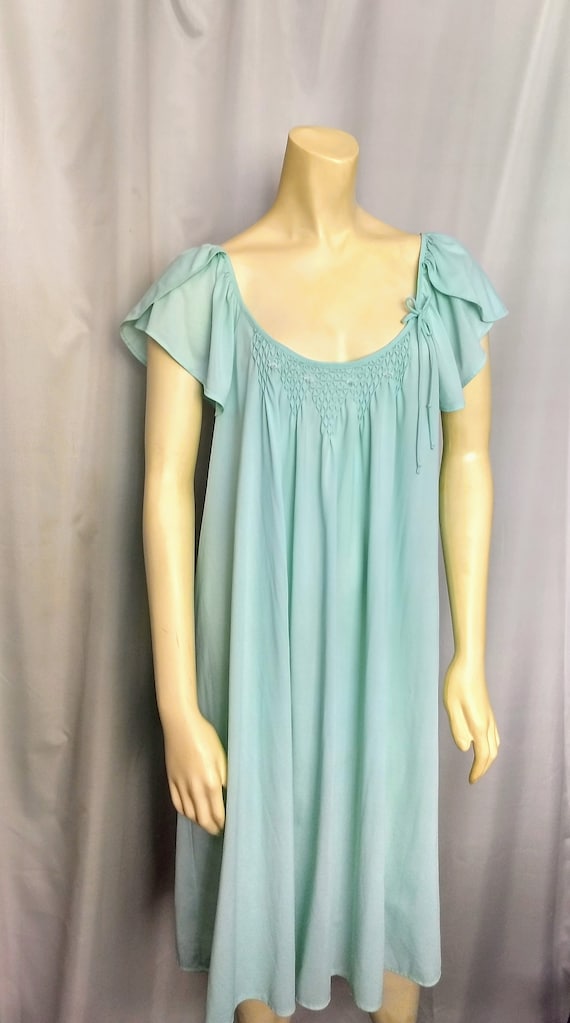 Knee Length Pastel Blue Nightgown/Short Sleeves Luxu… - Gem