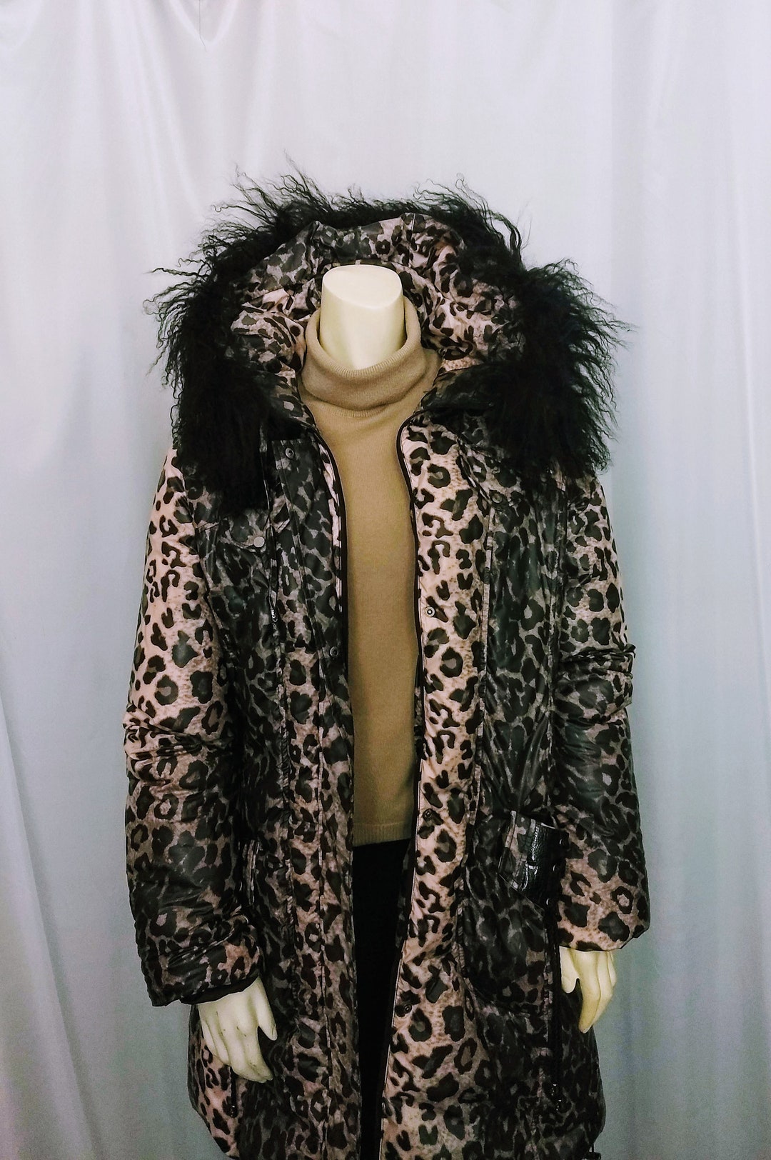 Duck Down Hooded Puffer Animal Print/natural Mongolian Fur Decor Coat ...
