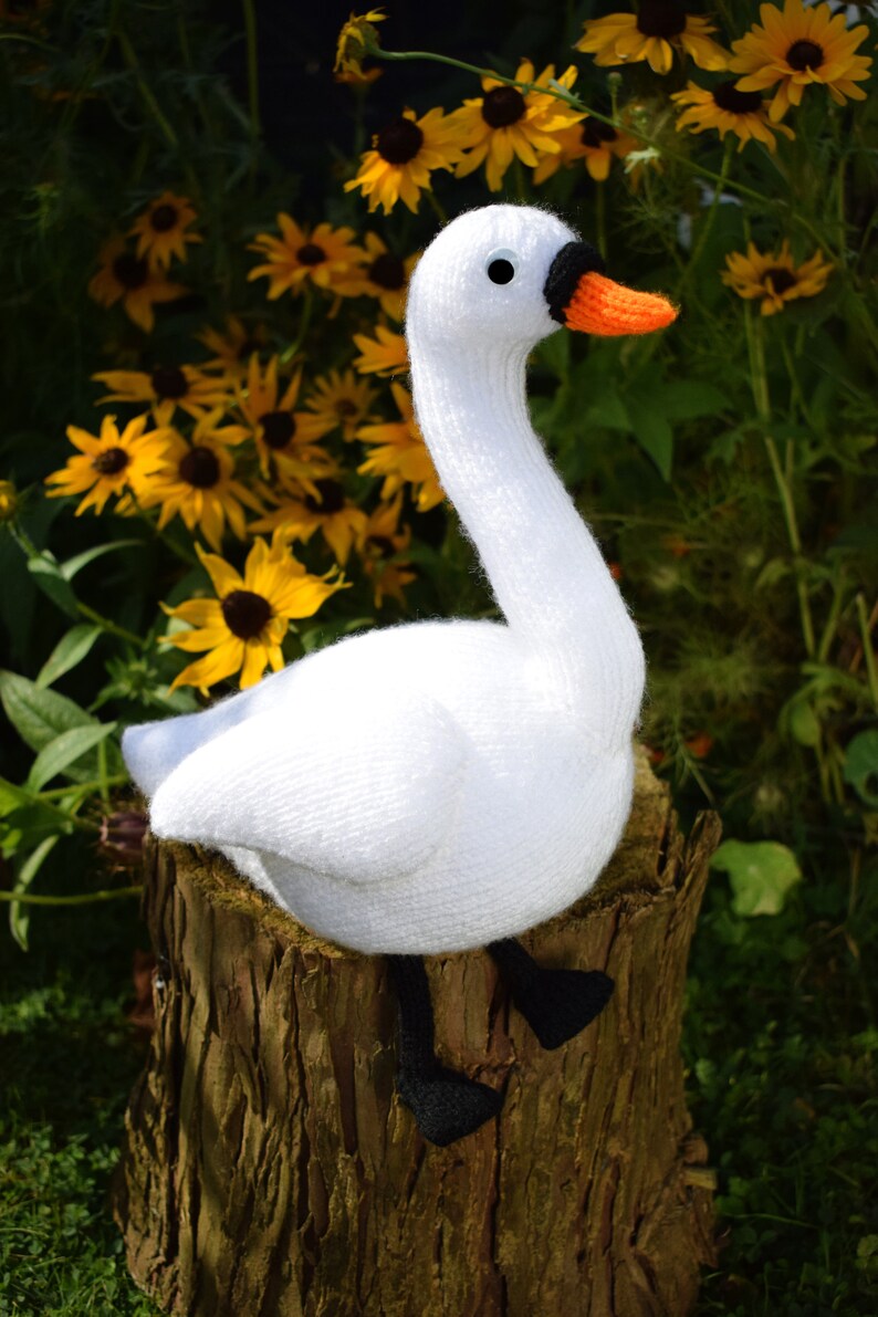 Yvonne the Swan Knitting Pattern (PDF Digital Download) - Etsy