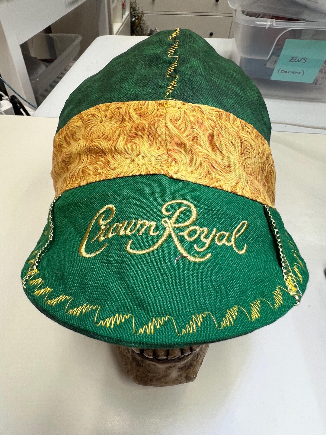 SIMPLY Crown Royal GREEN - Crown Only on the Bill - Gold Decorative ...