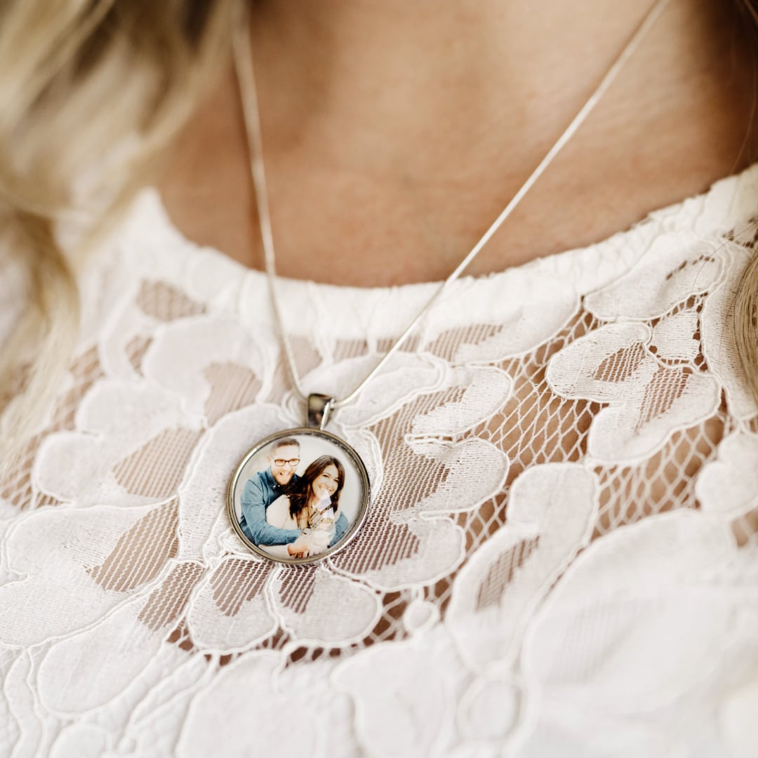 Custom Picture Necklace, Photo Necklace, Personalized Pendant Necklace ...