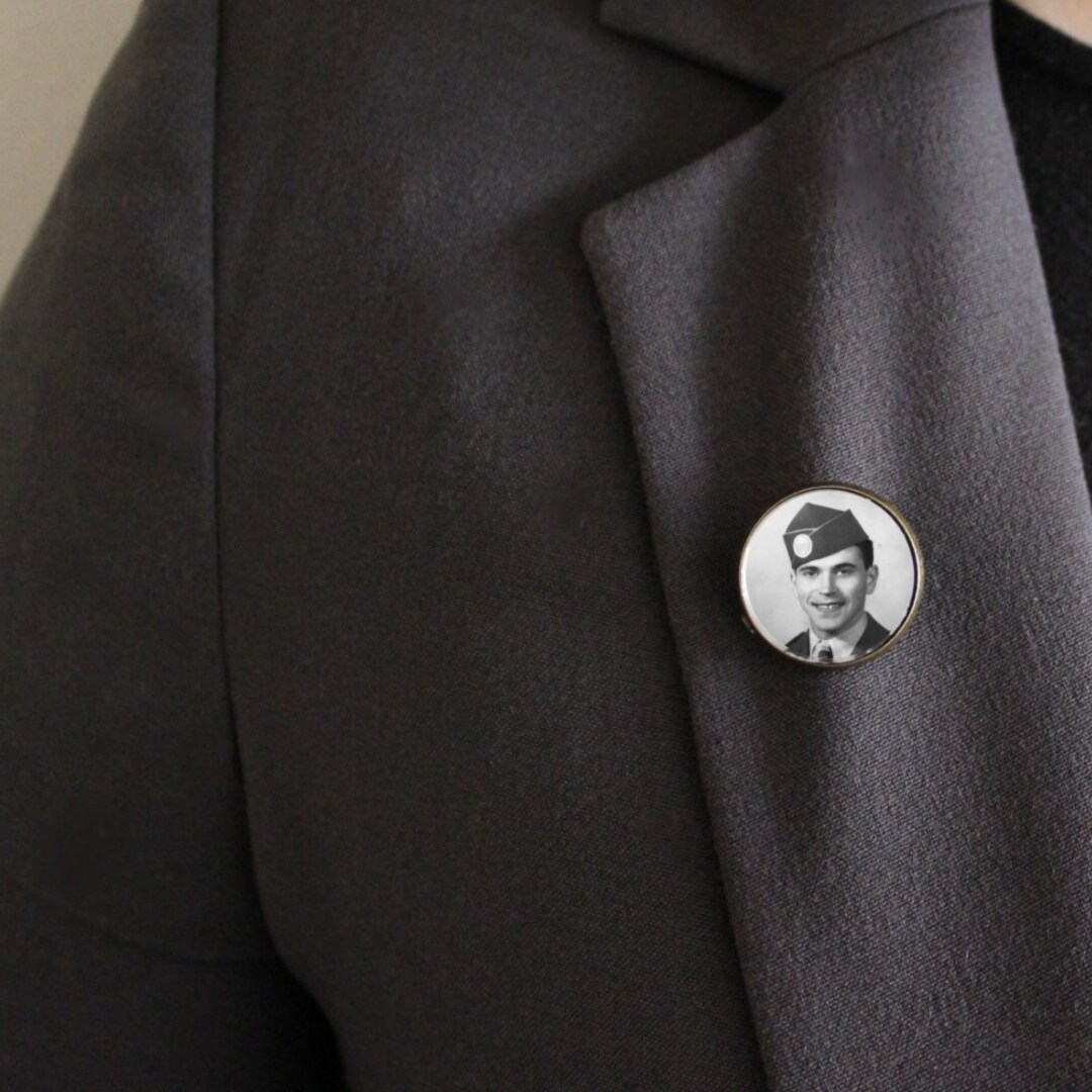 Groom Gift Wedding Memorial Lapel Pin Man Boutonniere Charm - Etsy