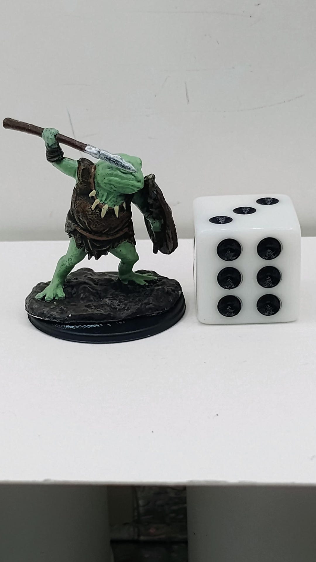 Bullywug Warrior Miniature: Swampy Domain Defender - Etsy