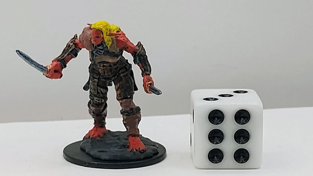 Bugbear Rogue Miniature: Hand-painted Dual Blade Warrior - Etsy