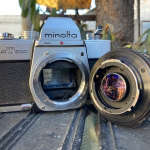 Minolta SRT-200 With Minolta 50mm F/2 and Zoom Lens - Etsy