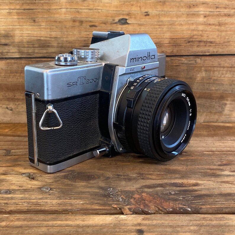 Minolta SRT-200 With Minolta 50mm F/2 and Zoom Lens - Etsy
