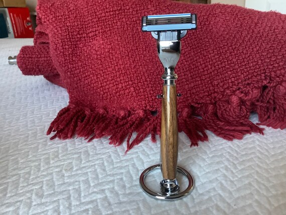 MACH3 Razor/ Hand Turned Wooden Handle/ 1 Blade & Chrome Stand - Etsy