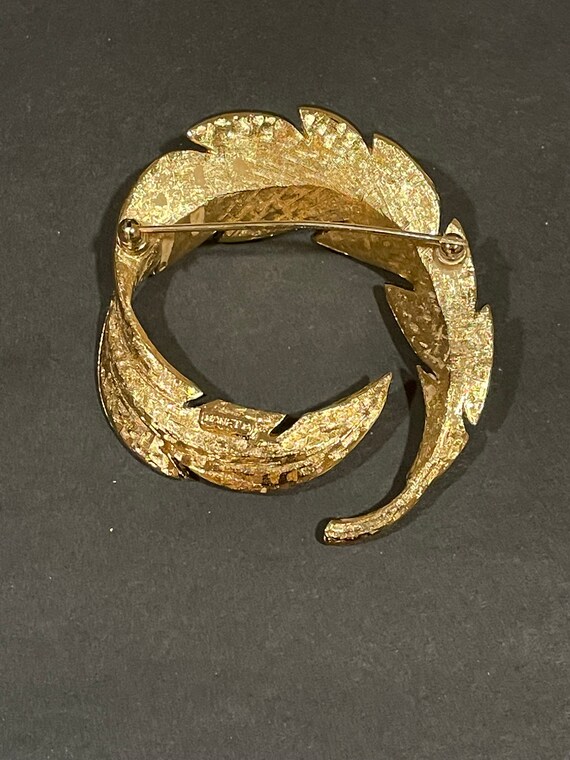 Monet Leaf Shape Gold Tone Metal Brooch Pin Signed VI… - Gem