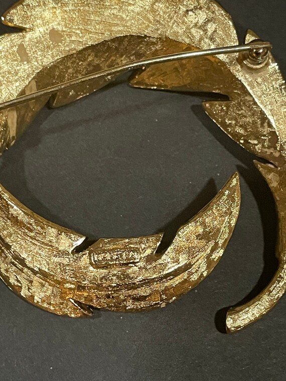 Monet Leaf Shape Gold Tone Metal Brooch Pin Signed VI… - Gem