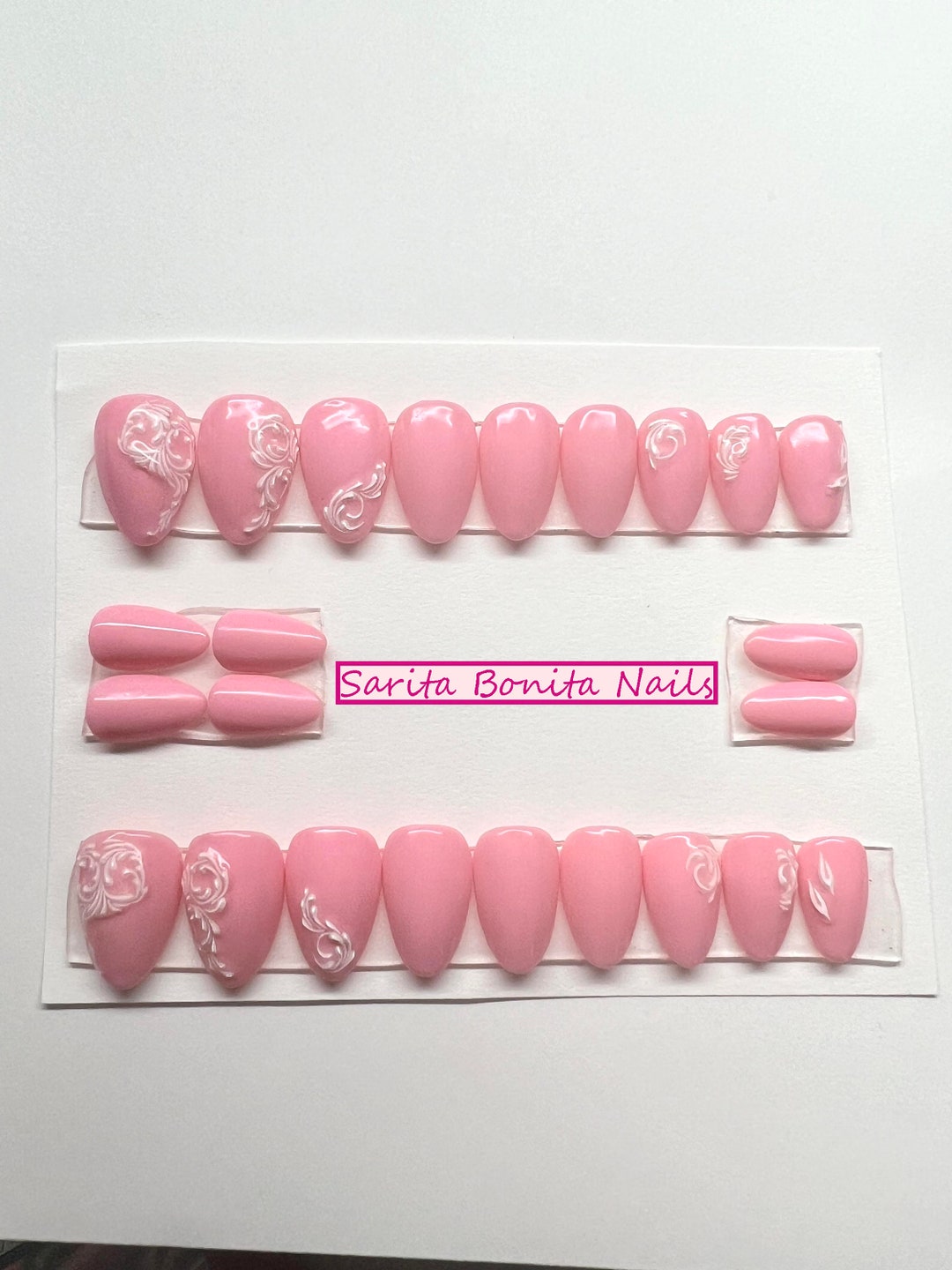 Light Pink and White Victorian Scroll Press-on Nails - Etsy