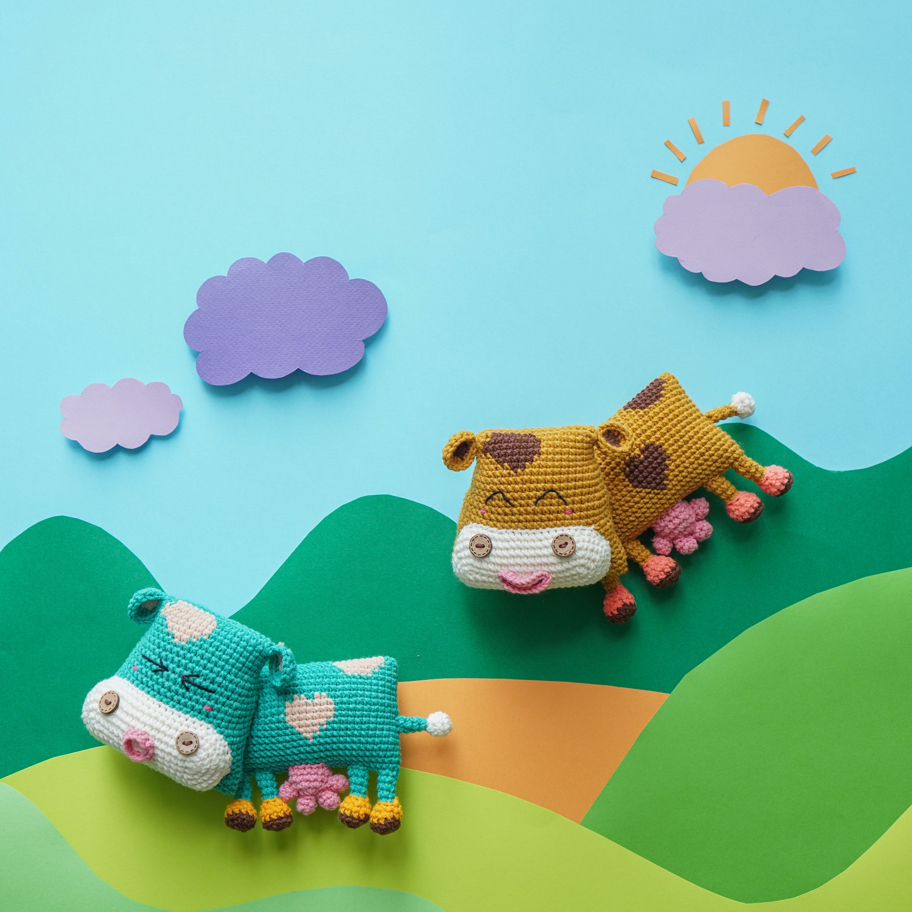 Flat Cows: Calf & Mommy Cow amigurumi Crochet PDF Pattern by - Etsy UK