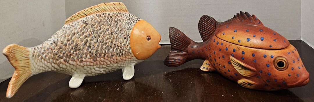 Vintage Ceramic Fish Figurines: Silvestri Trinket Box & Royal Crown ...