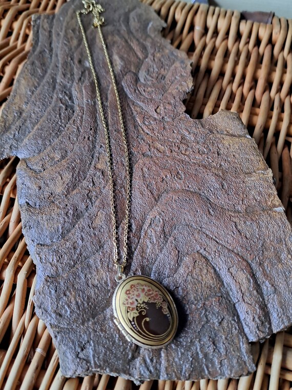 Michaela Frey Vintage Locket Pendant Chain Necklace A… - Gem
