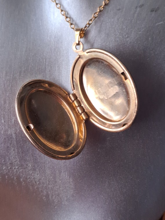 Michaela Frey Vintage Locket Pendant Chain Necklace A… - Gem