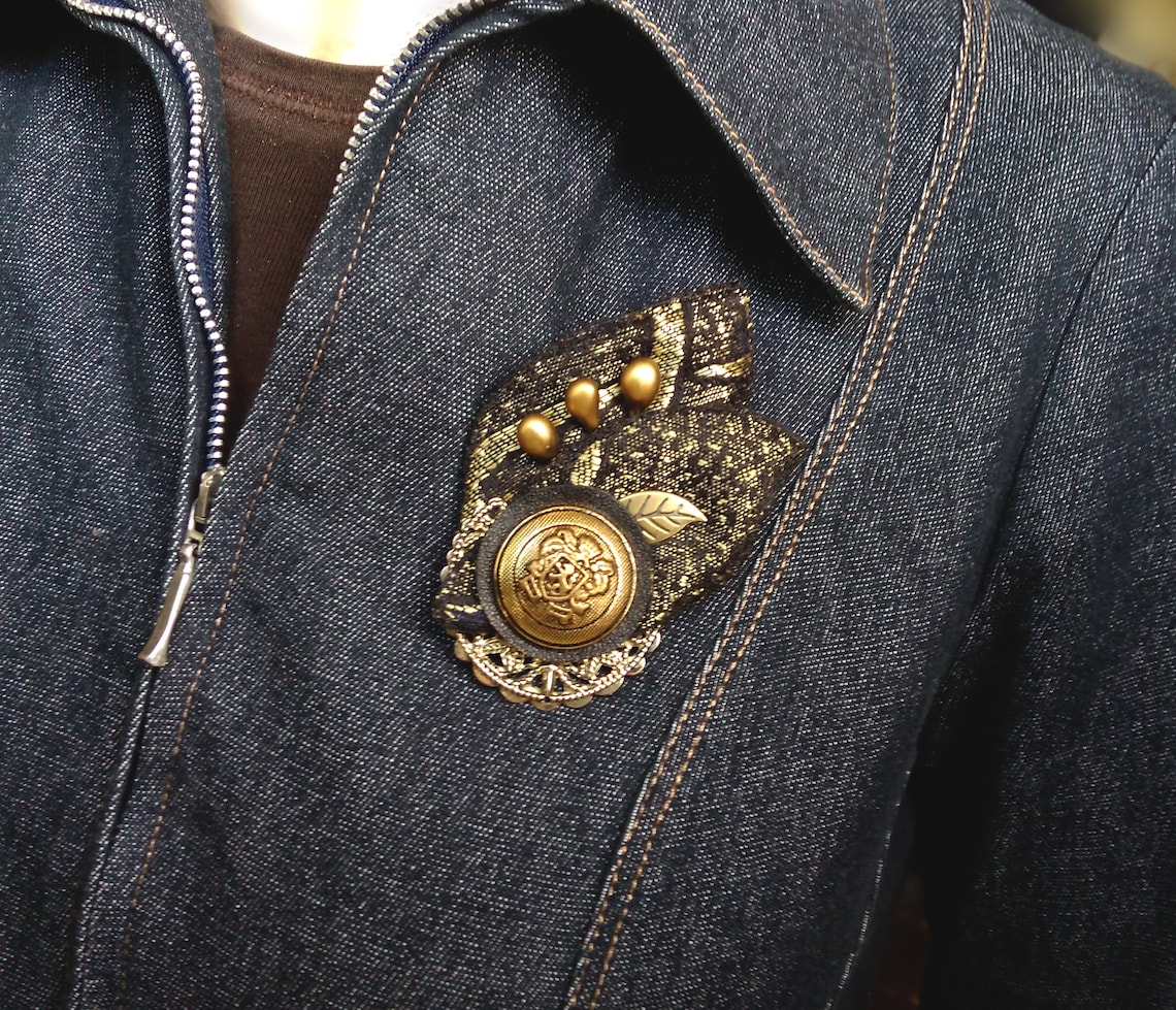 Autumn brooch Leaf coat pin Vintage style Bronze color Button | Etsy