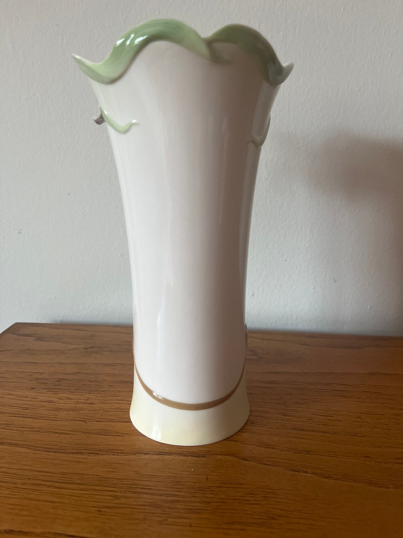 Franz Collection Iris and Hummingbird Vase With Box - Etsy