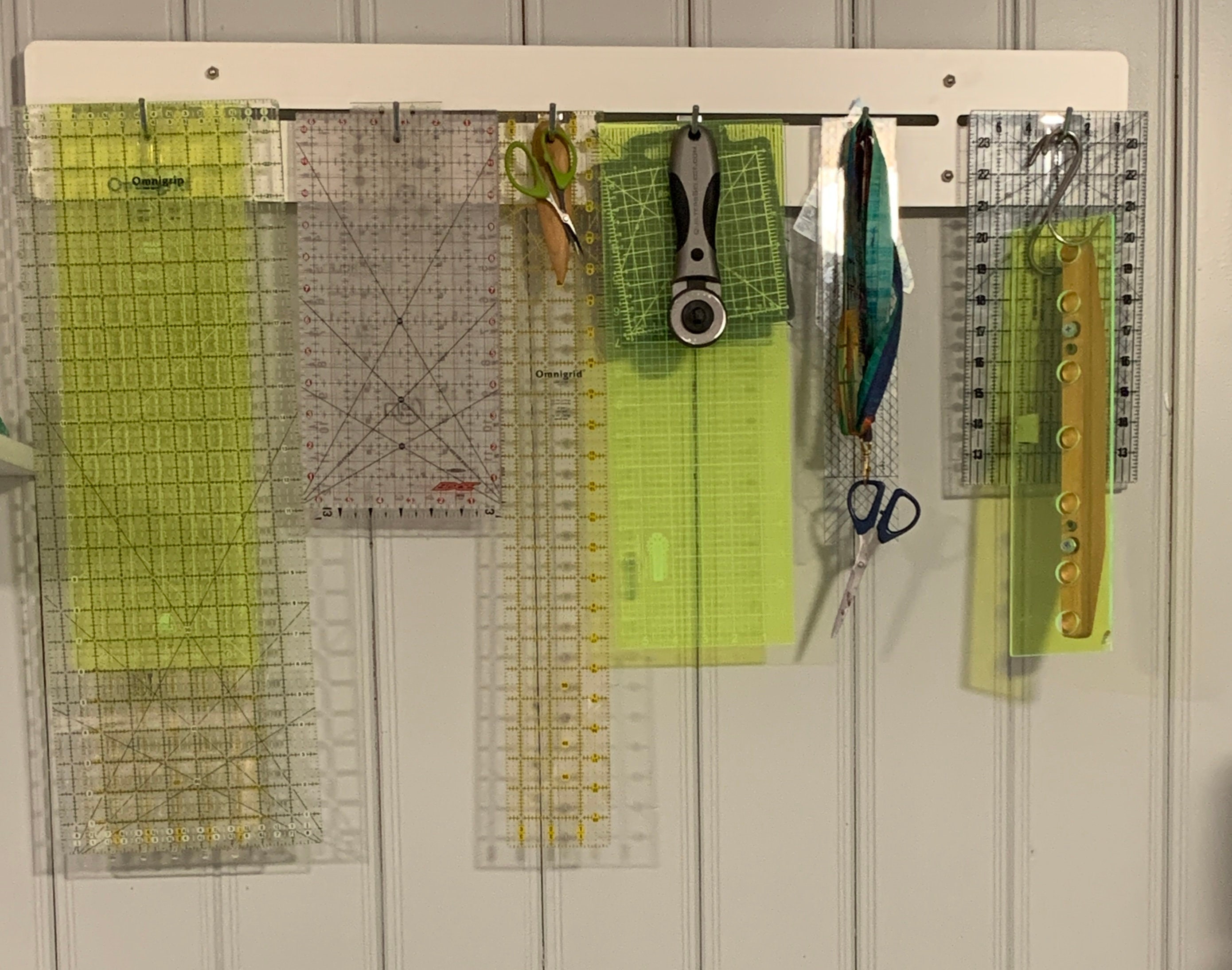 Quilting Ruler Rack HAPINARY Wooden Ruler Organizer - Quilt Sewing ...