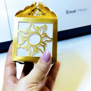 Favor Box 3D SVG Template Sun Gift Box Fairy Tales Grimm Brothers Girl ...