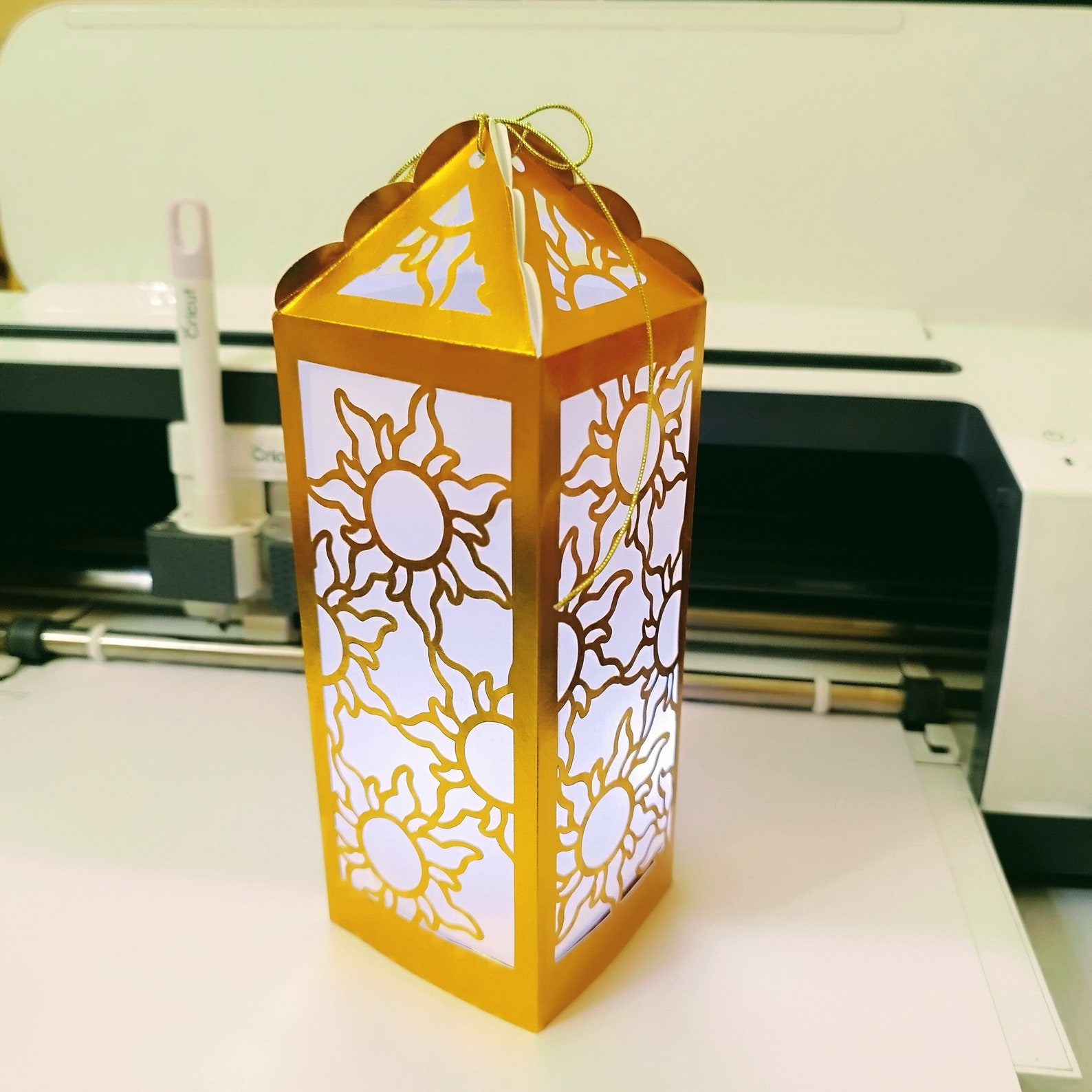Centerpiece 3D SVG Template Sun Paper Lantern Fairy Tales Grimm ...