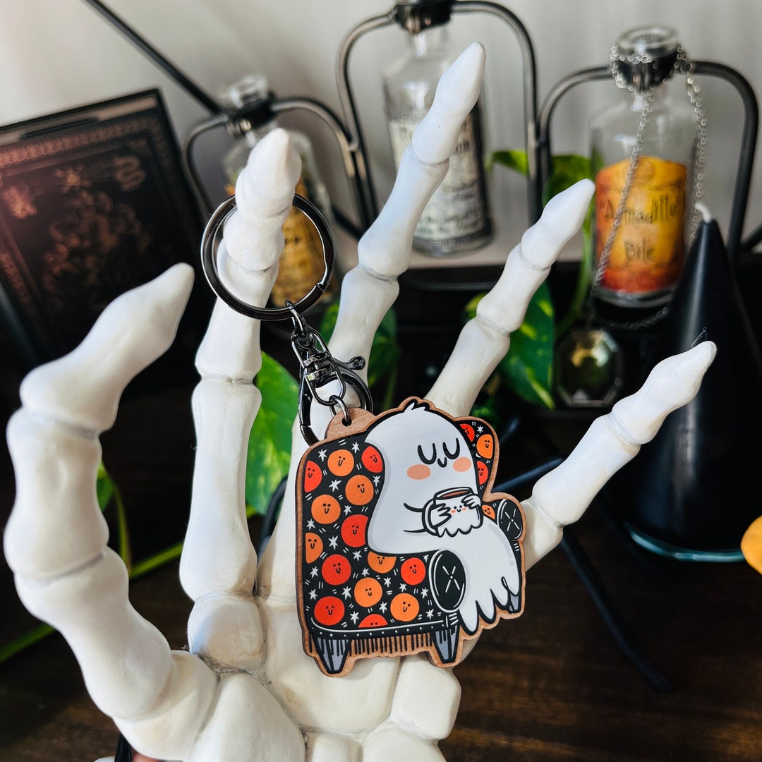 Happy Soul Wooden Ghost Keychain: Halloween Clip-on Charm - Etsy
