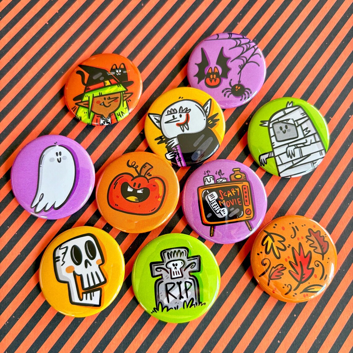 Halloween Icon Magnet or Pin Set: Spooky Art Buttons - Etsy