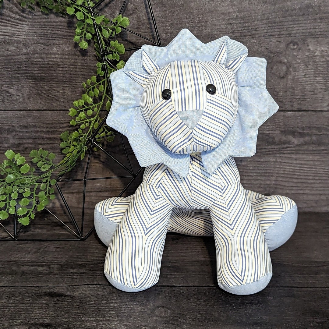 Memory Lion // Keepsake Lion// Custom Order Stuffed Lion - Etsy