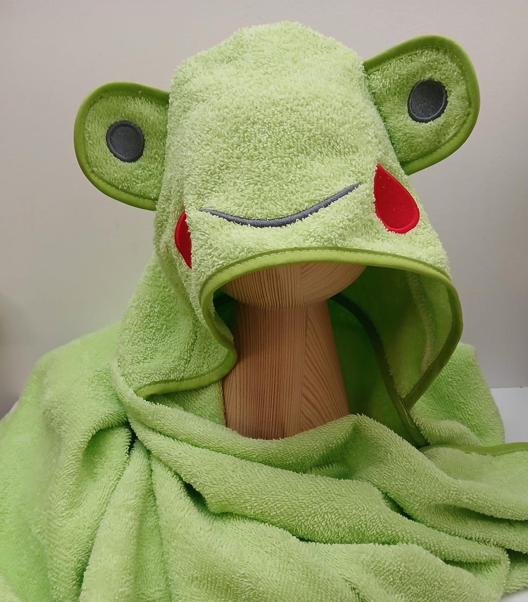 Green Frog Baby Towel With Hood: Organic Cotton Terry Bath Wrap for ...