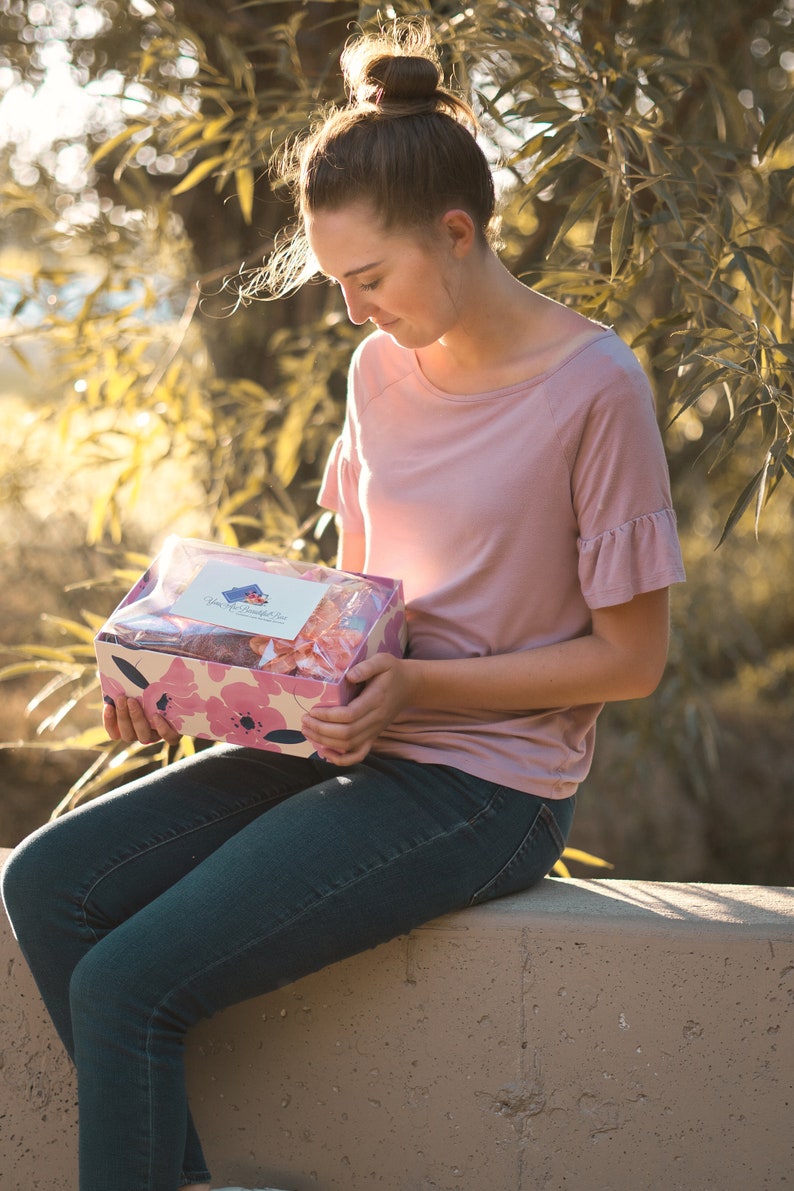 21st Birthday Gift Box: Personalized Care Package for Her - Etsy