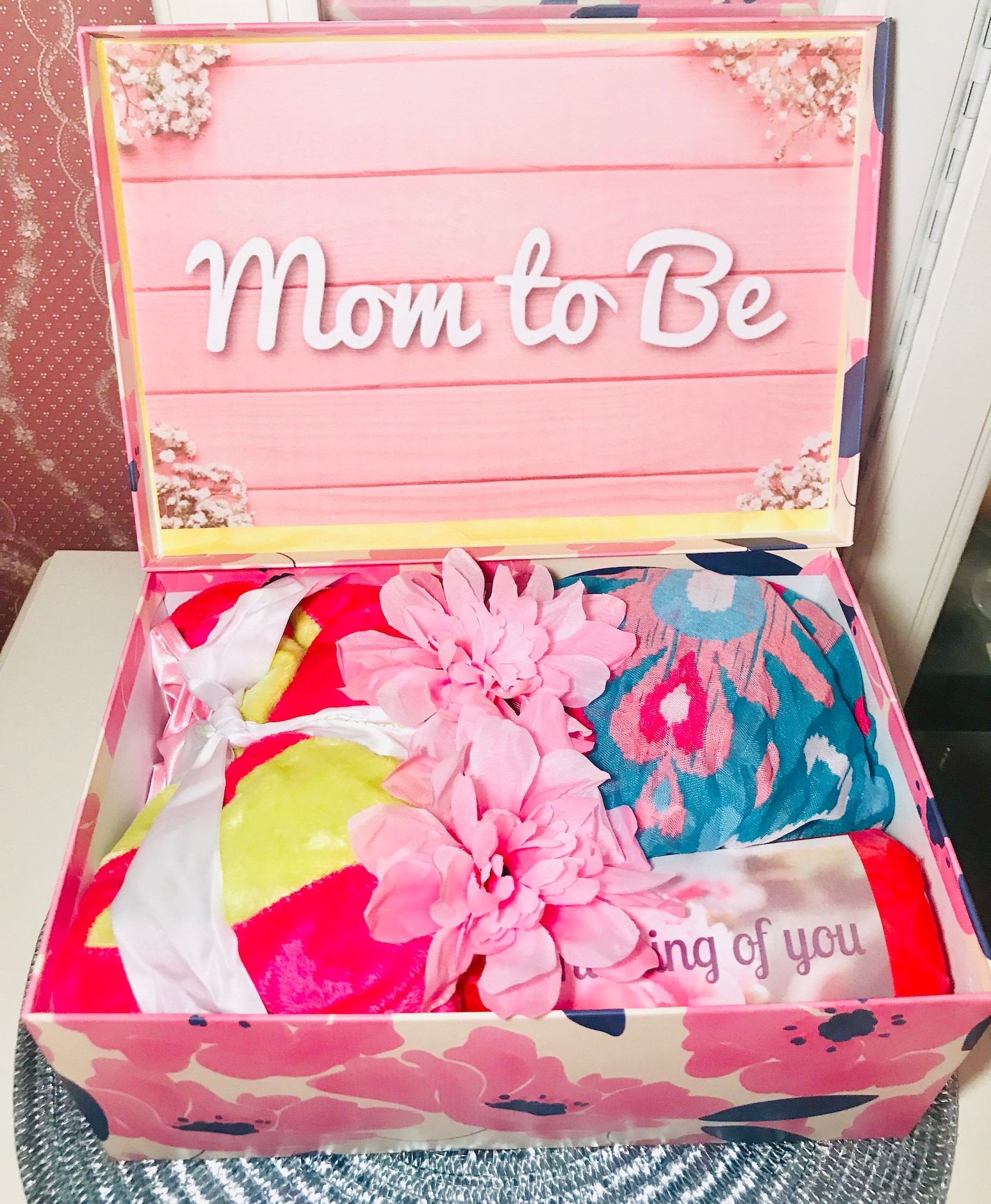 Mom to Be Gift Box. Mama to Be Youarebeautifulbox. Mommy to Be - Etsy