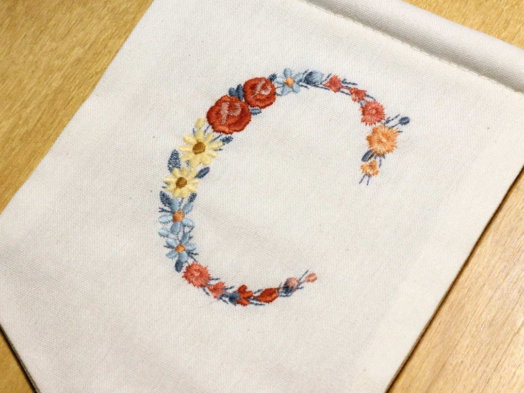 Machine Embroidery LETTER C Uppercase 3"/7,5 Cm Dainty Floral Font ...