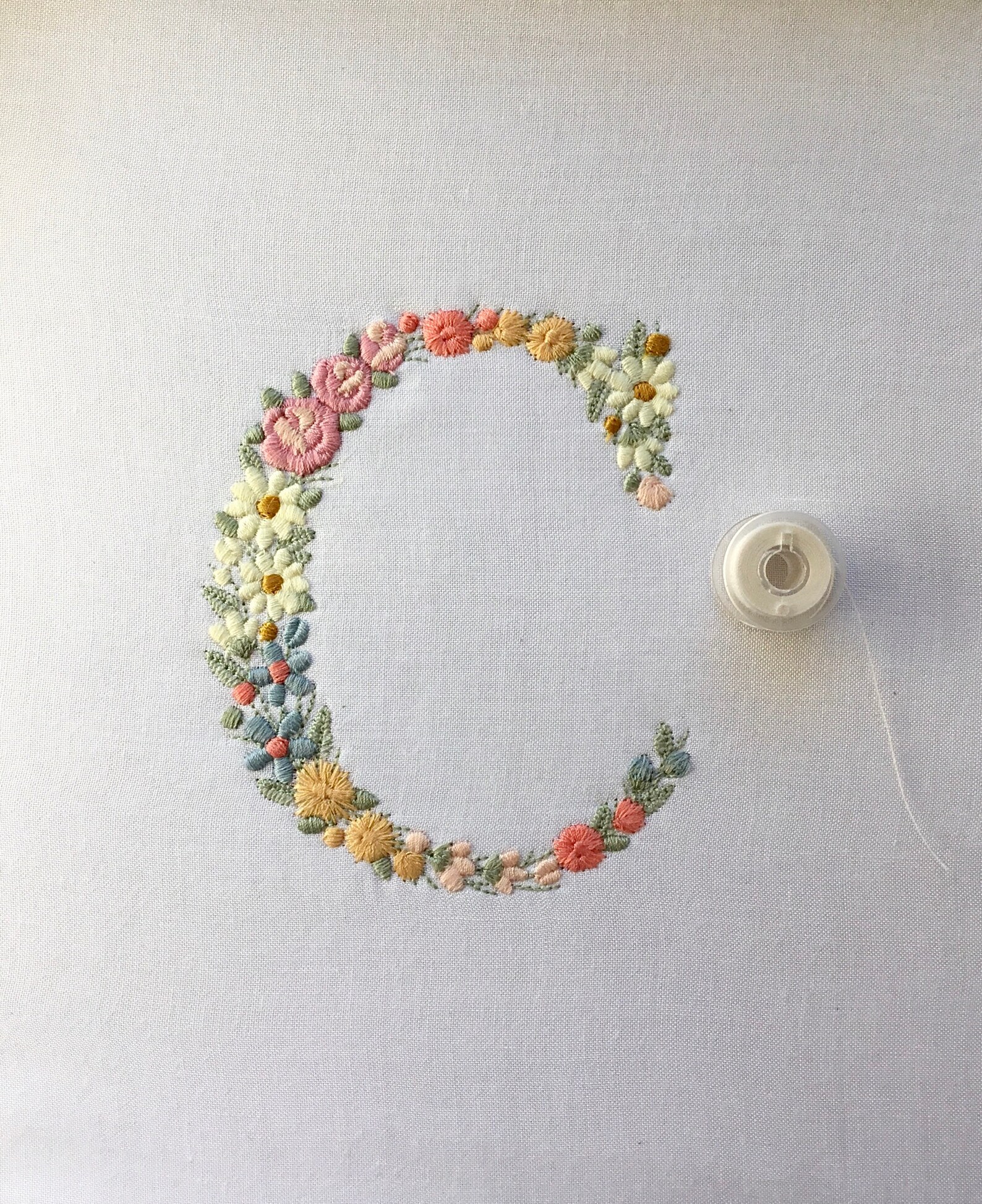 Machine Embroidery LETTER C Uppercase 9,7cm /3.85 Tall Dainty Floral ...
