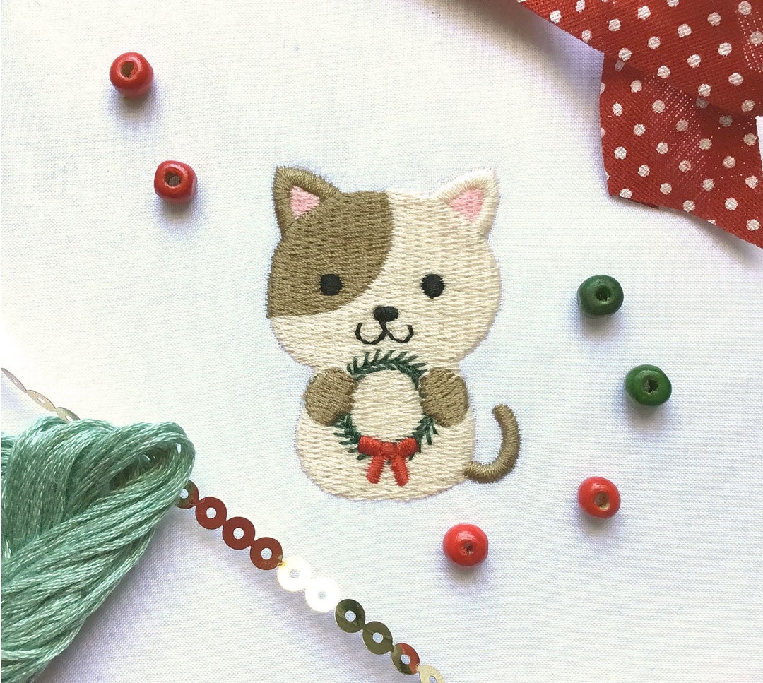 Embroidery Design Mini Christmas Cat - Cute Mini Xmas Cat Embroidery ...